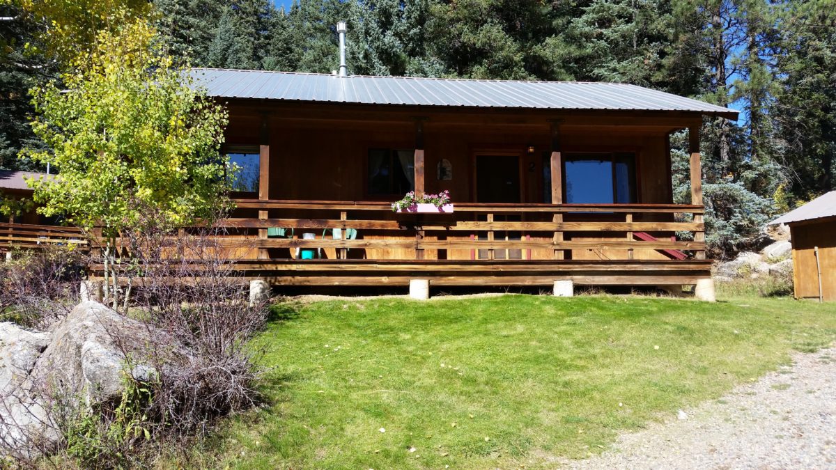 #2 Hunting Cabin - Lone Wolf Cabins